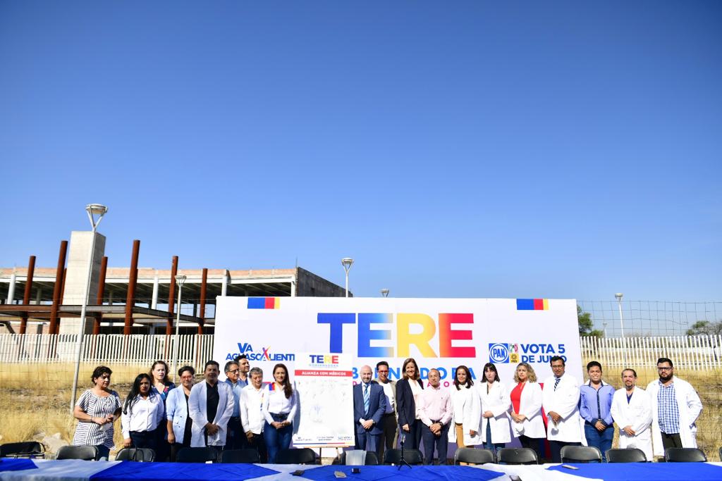 Tere Jiménez firma alianza con personal de salud – El Clarinete Tere Jiménez firma alianza con personal de salud – El Clarinete